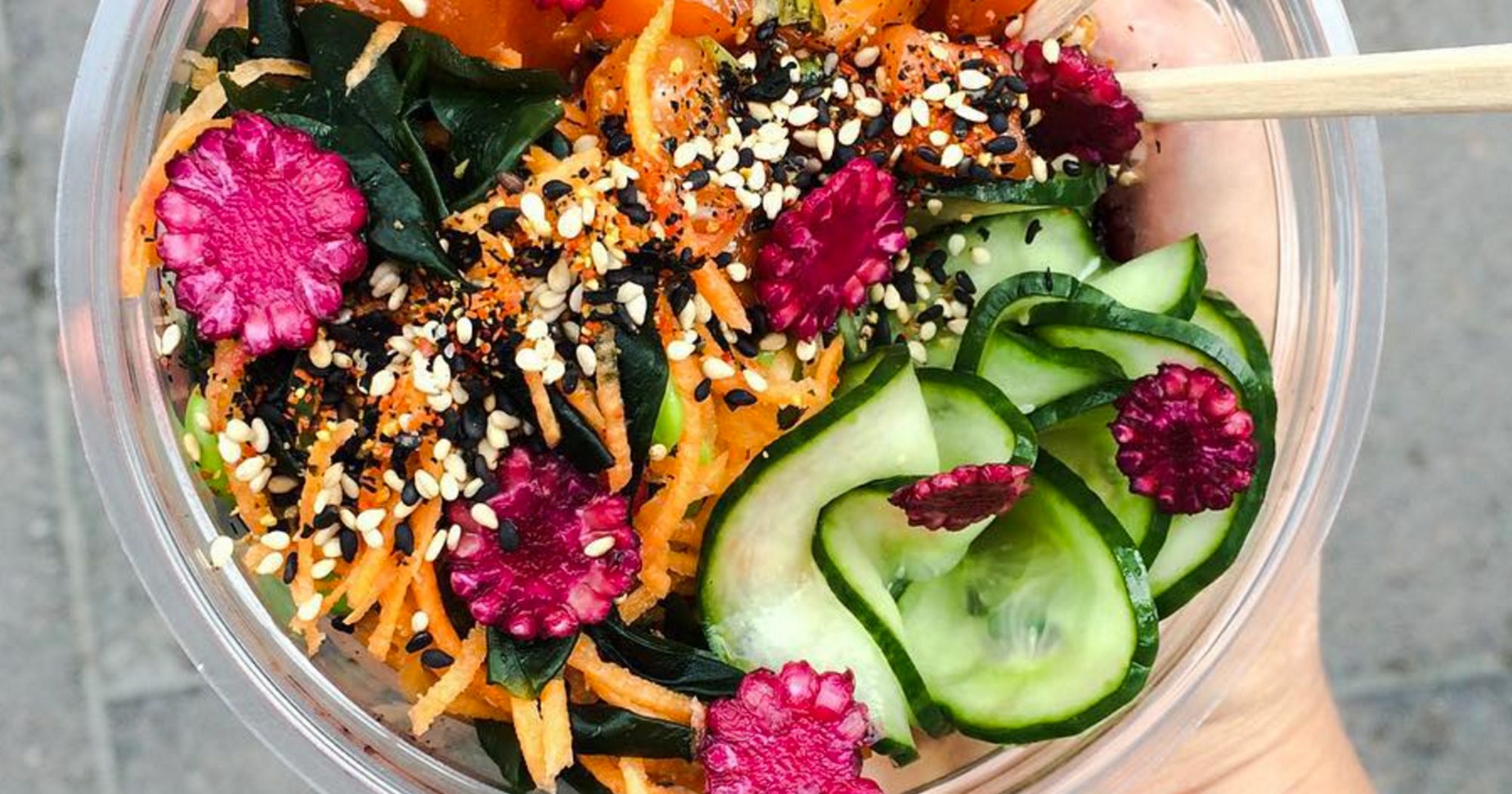 Poke Hawaiian Food Dinner London - Black Roe Ahi Poke