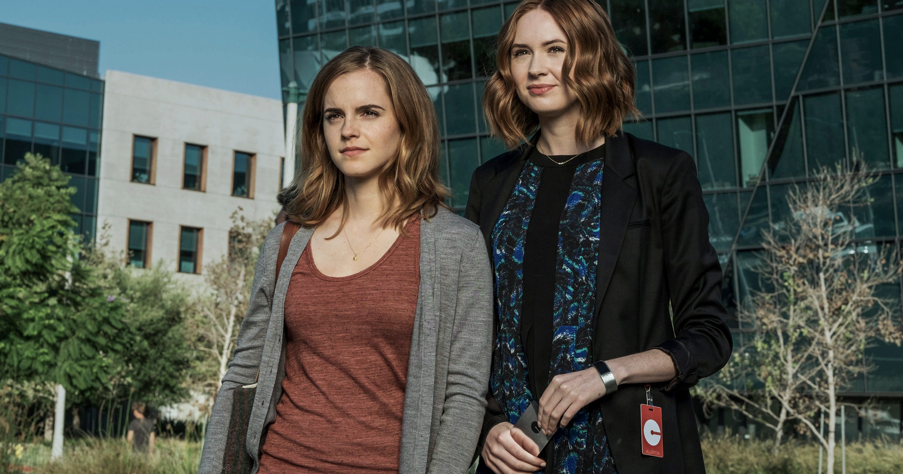 The Circle Movie Mae Annie Best Friends Coworker Issues