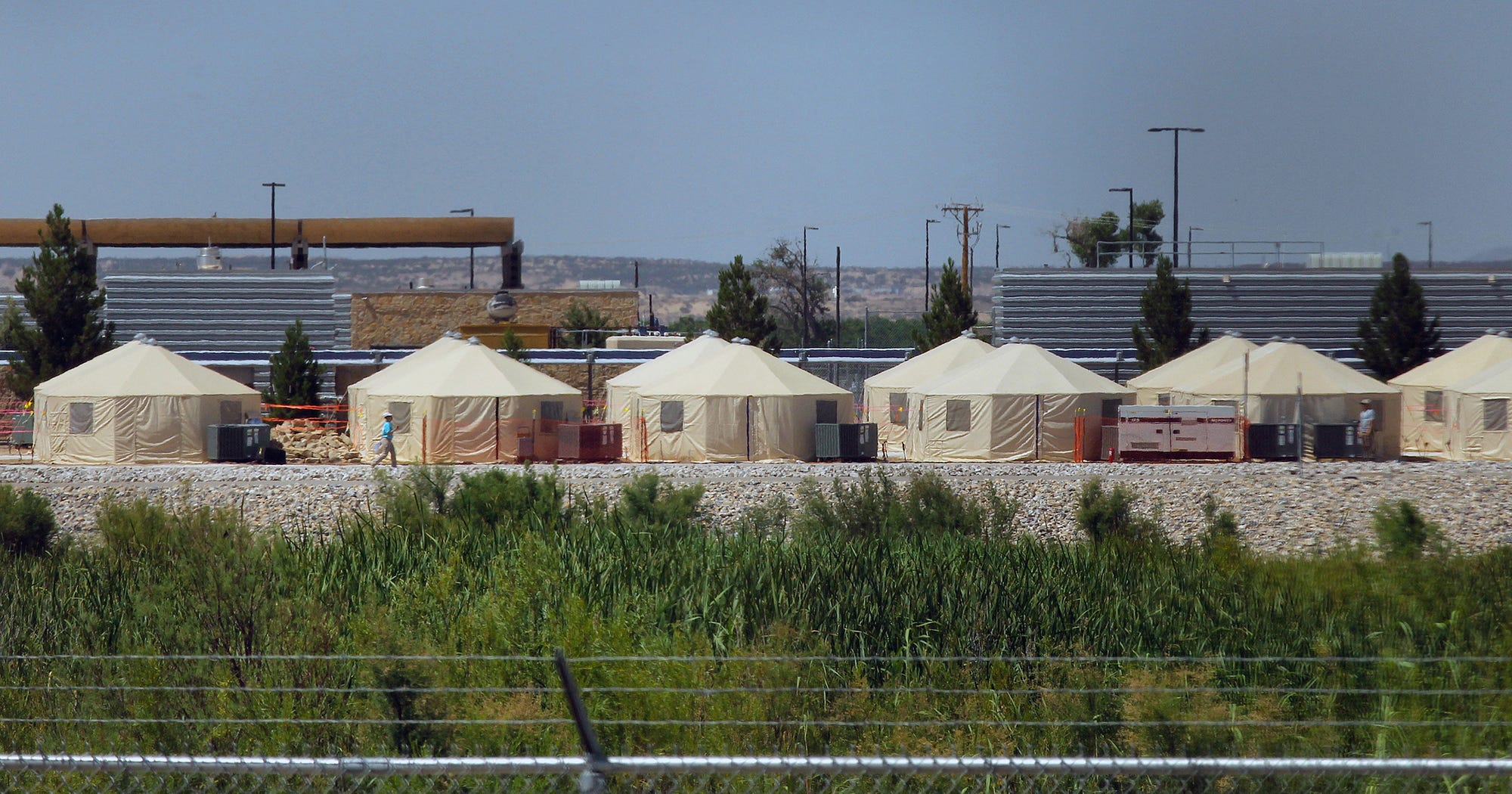 How Trump Can Fix The Border Crisis He Created