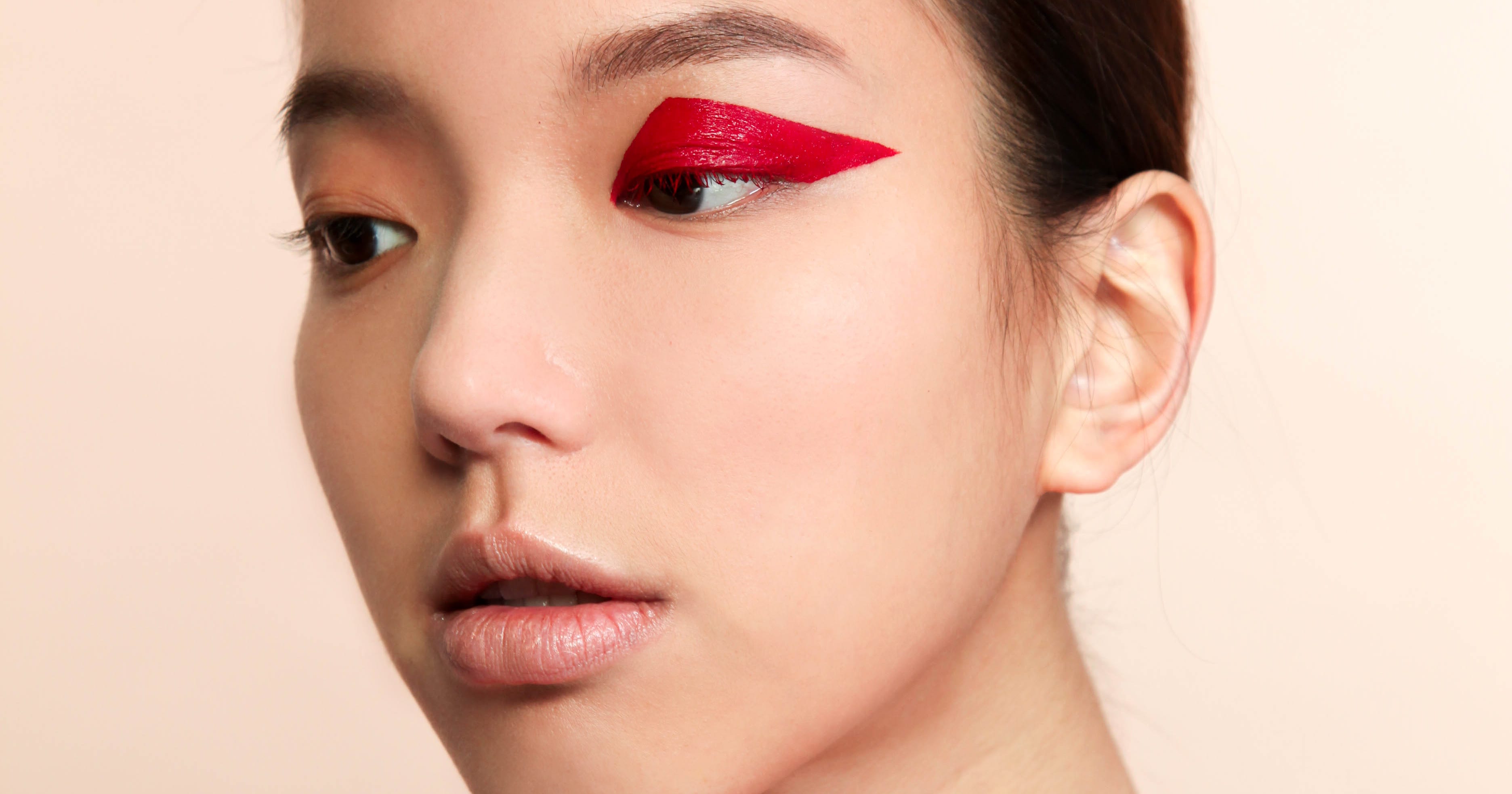 Bright Red Eye Makeup Triangle Design Tutorial