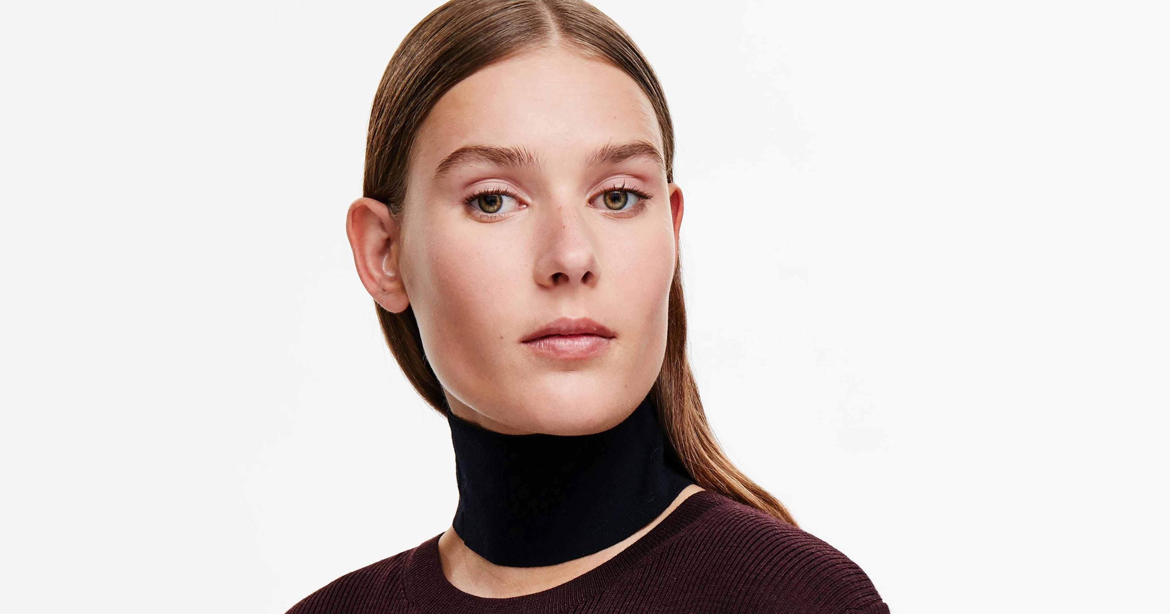 Choker Scarf Turtleneck Trend - COS Accessories