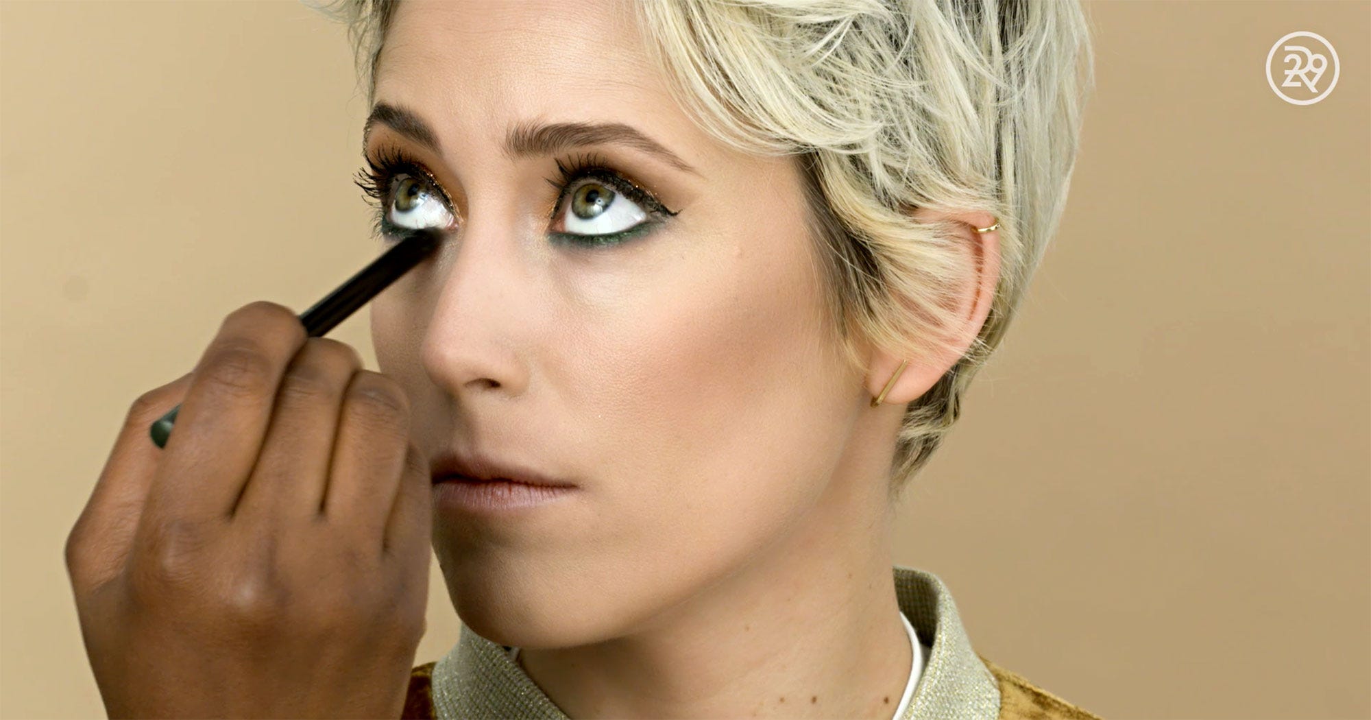 Best Glitter Makeup Tutorials Applying Glitter Videos