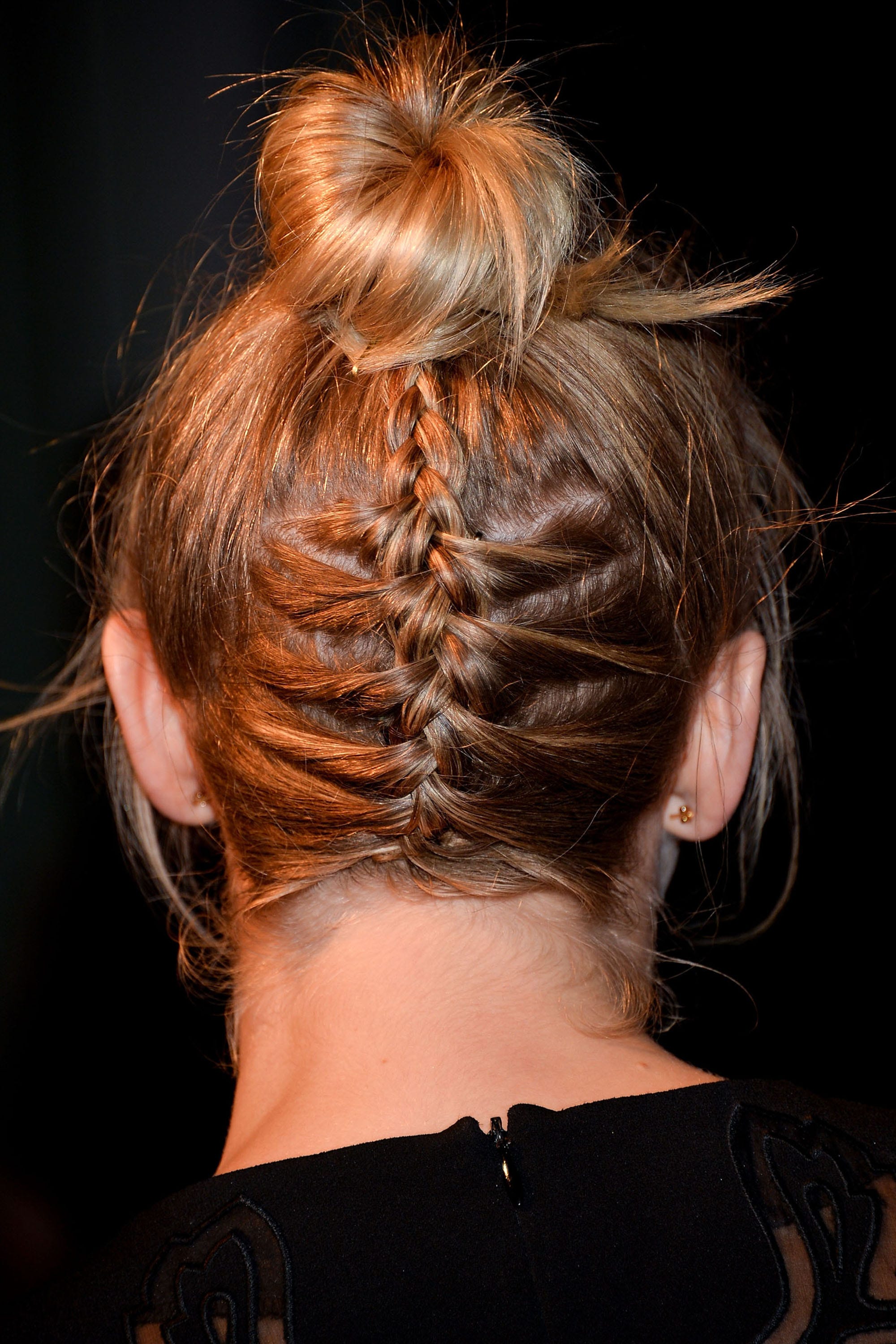 Inspiration French Twist Cute Hairstyle