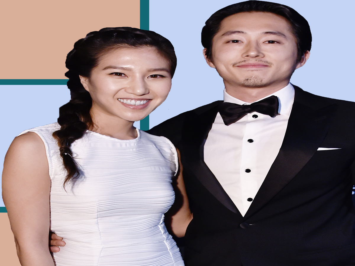 It's A Walking Dead Wedding For Steven Yeun | 15 Minute News