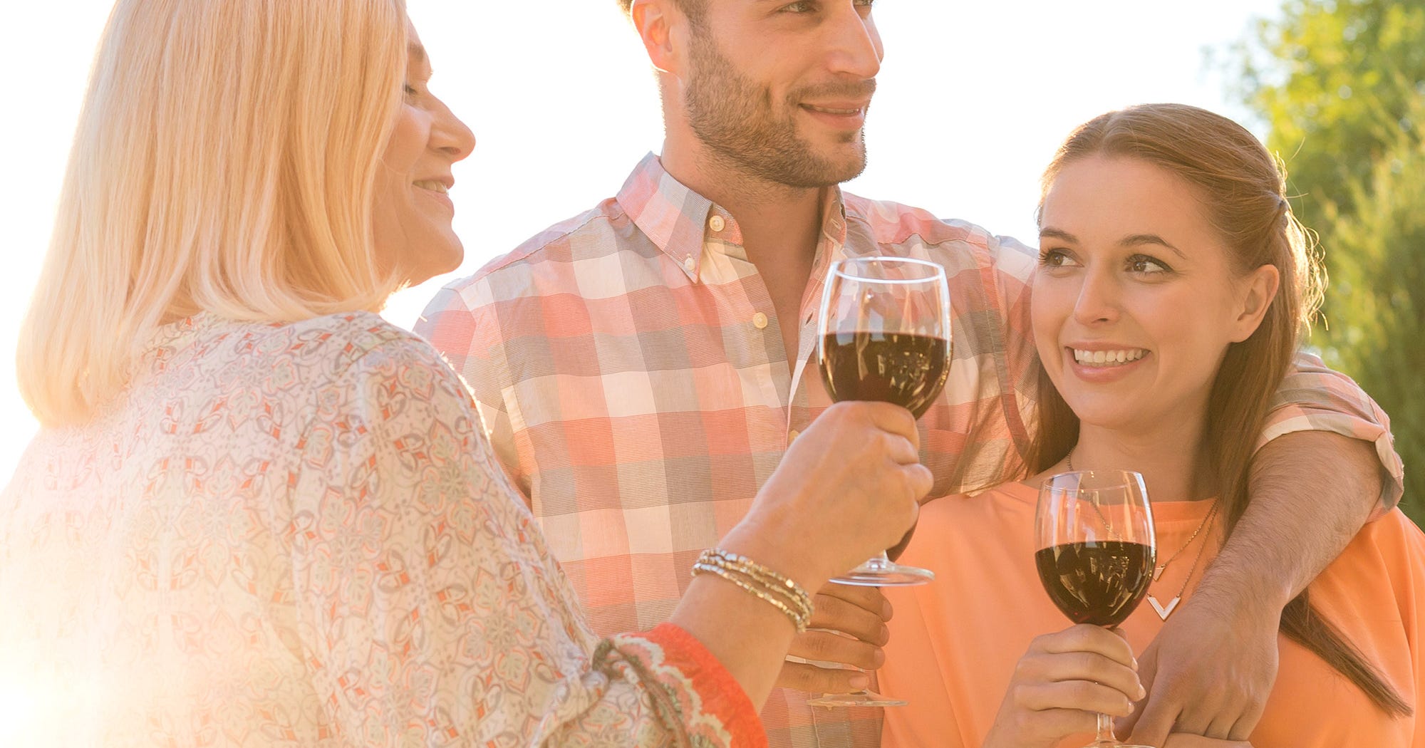 Mother Dating Picks For Daughters, Do Looks Matter