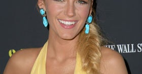 Blake Lively Wears A Fishtail Braid Braid Hair Trends