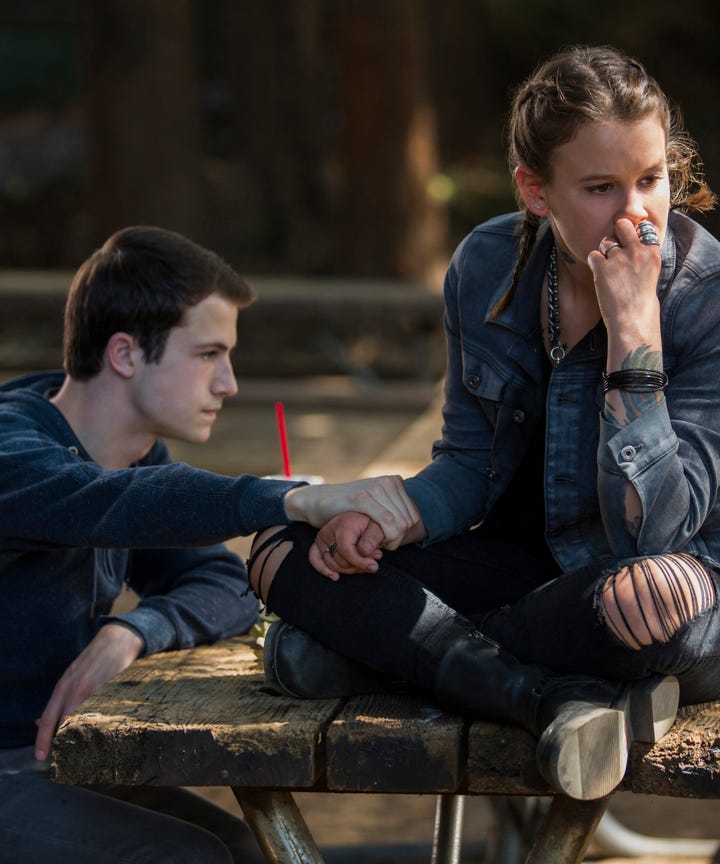 13 Reasons Why Season 2 Couples And Hookups Guide