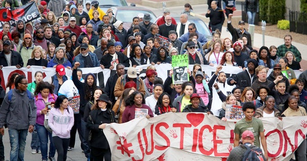 10 year old child maced in minneapolis protests