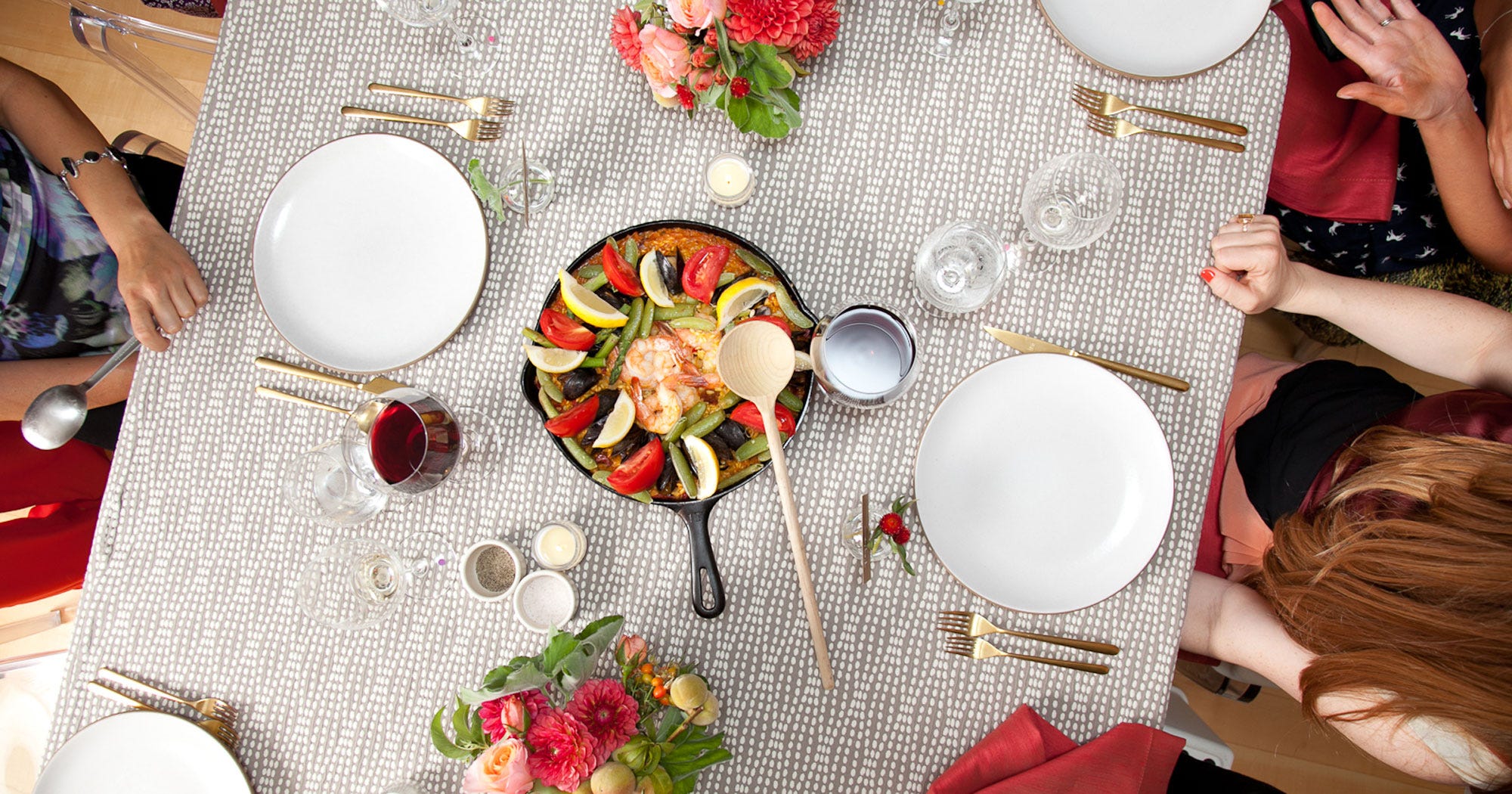 100 Years Family Dinners Mode