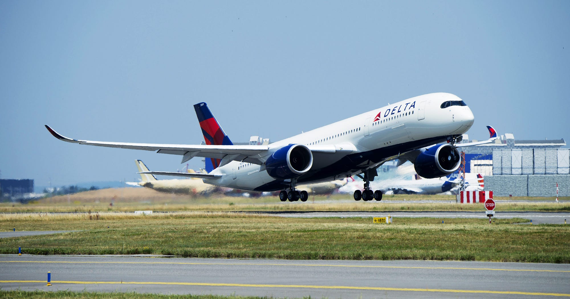 Delta Air Lines Flights - Free Texting Messaging SMS