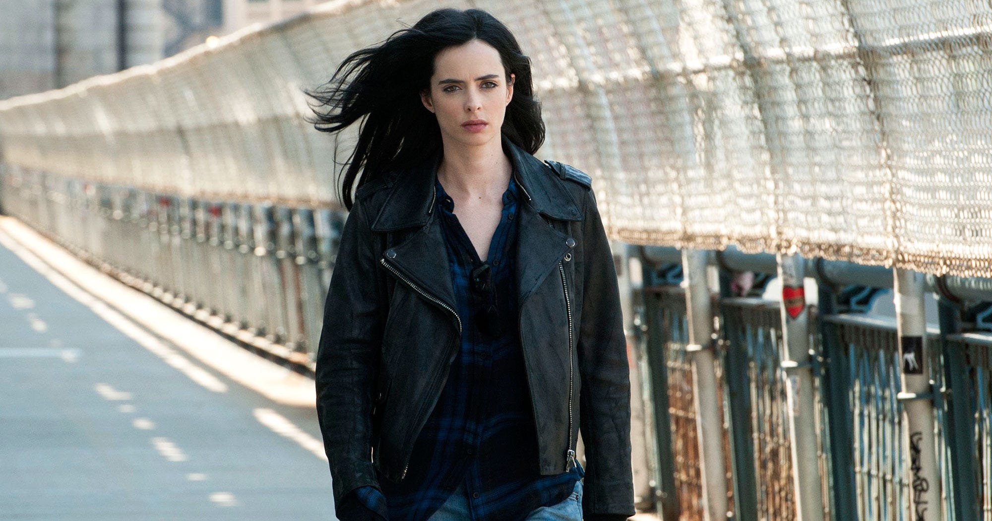 Jessica Jones Set Photos News Spoilers Trish Walker