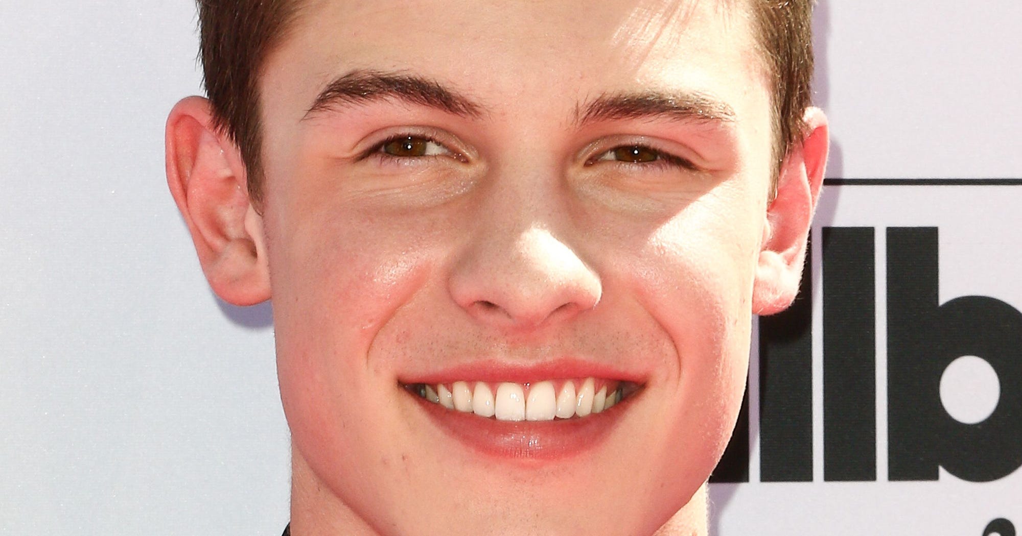 Shawn Mendes Billboard Feature Tweets Fans Upset, Angry