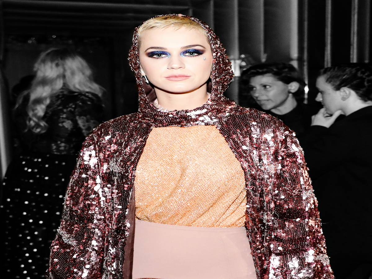 Katy Perry Acknowledges Her Past Cultural Appropriations | 15 Minut...