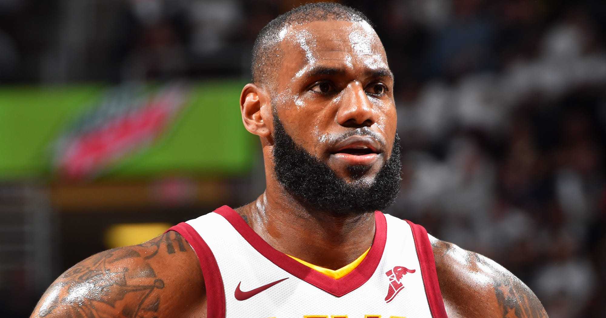 LeBron James Cleveland Cavaliers Link Arms NBA Opening