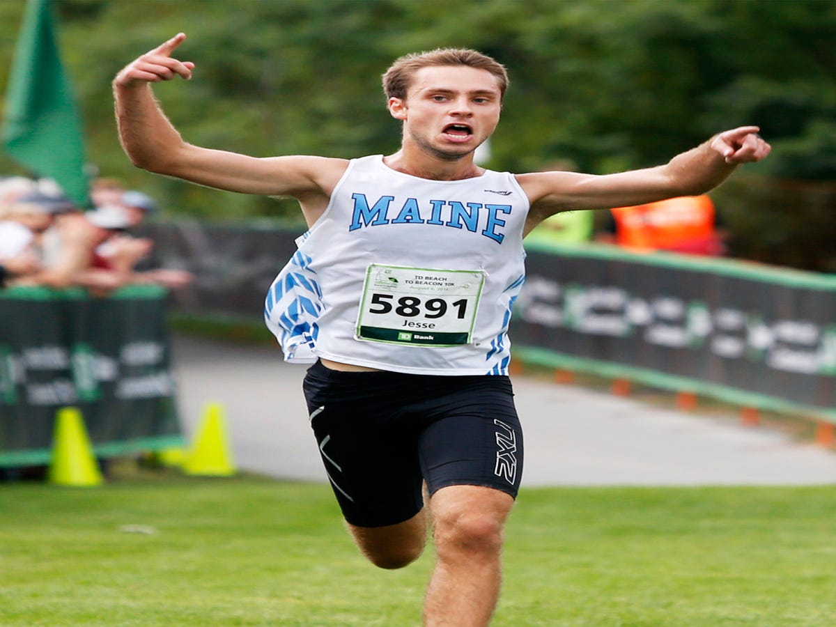 A Runner Who Collapsed Of Heat Stroke Won A Race -- With Help From ...