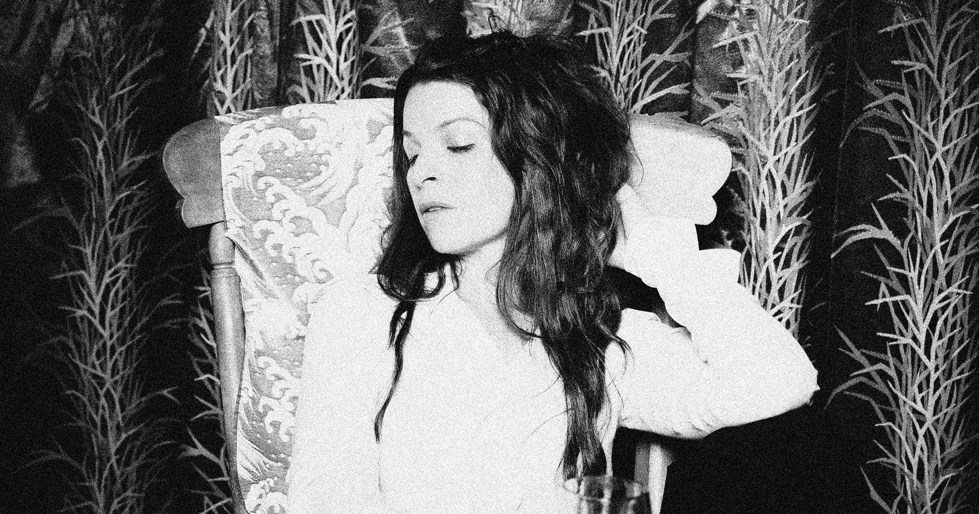 Jesca Hoop Shoulder Charge Music Video Premiere