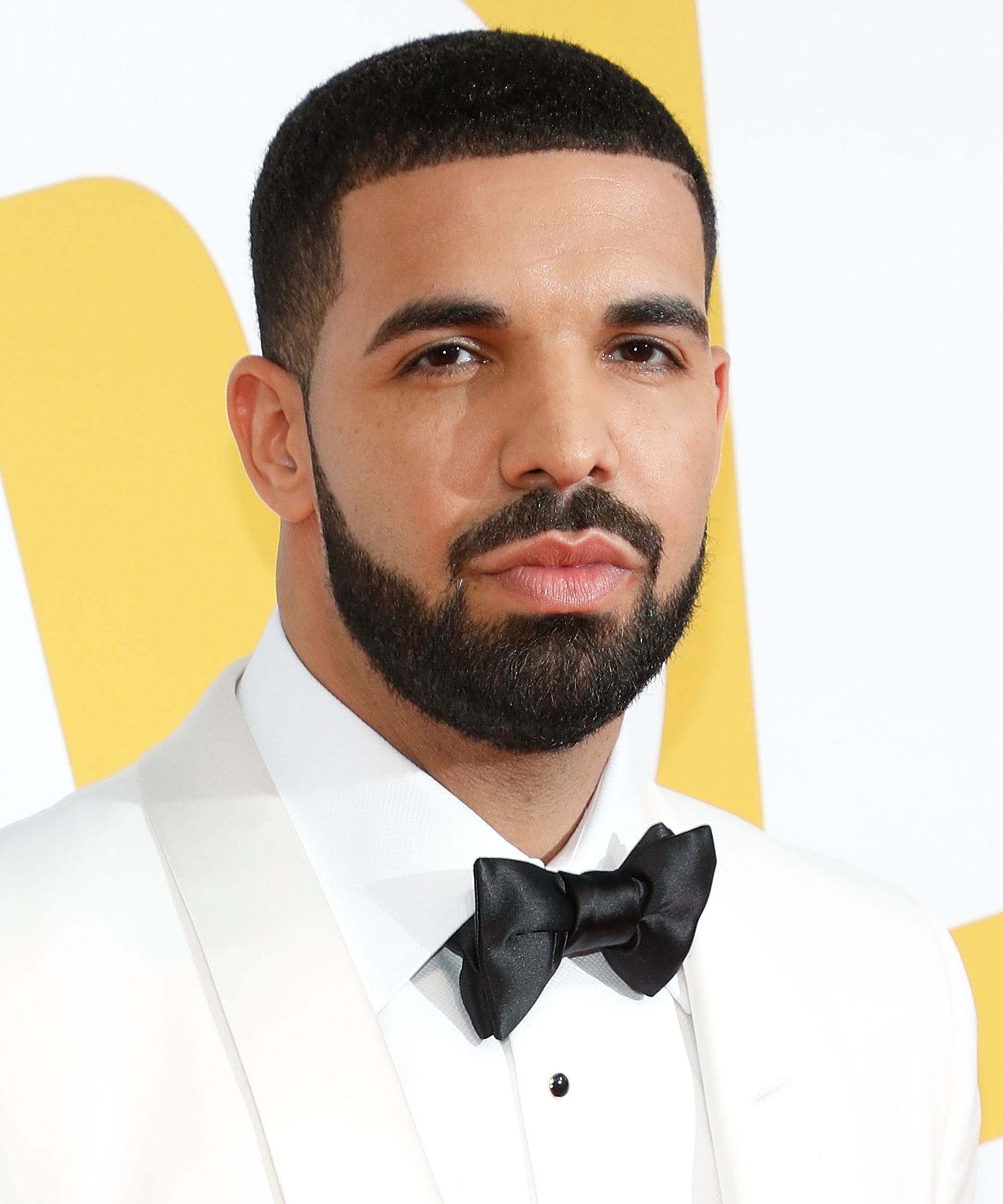 Shaquille Mitchell's Instagram, Twitter & Facebook on IDCrawl