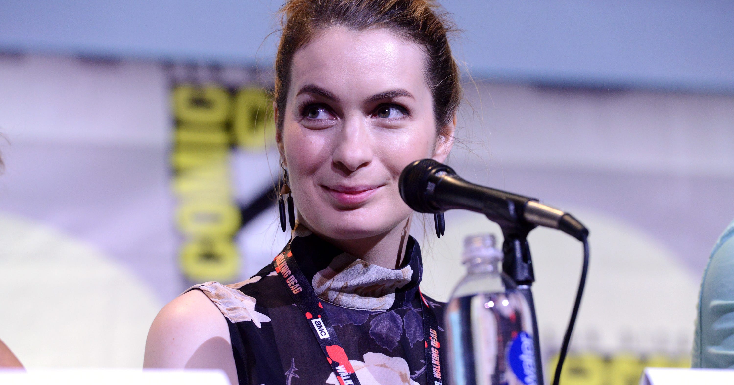 Felicia Day Announces Baby, Three Weeks Before Due Date