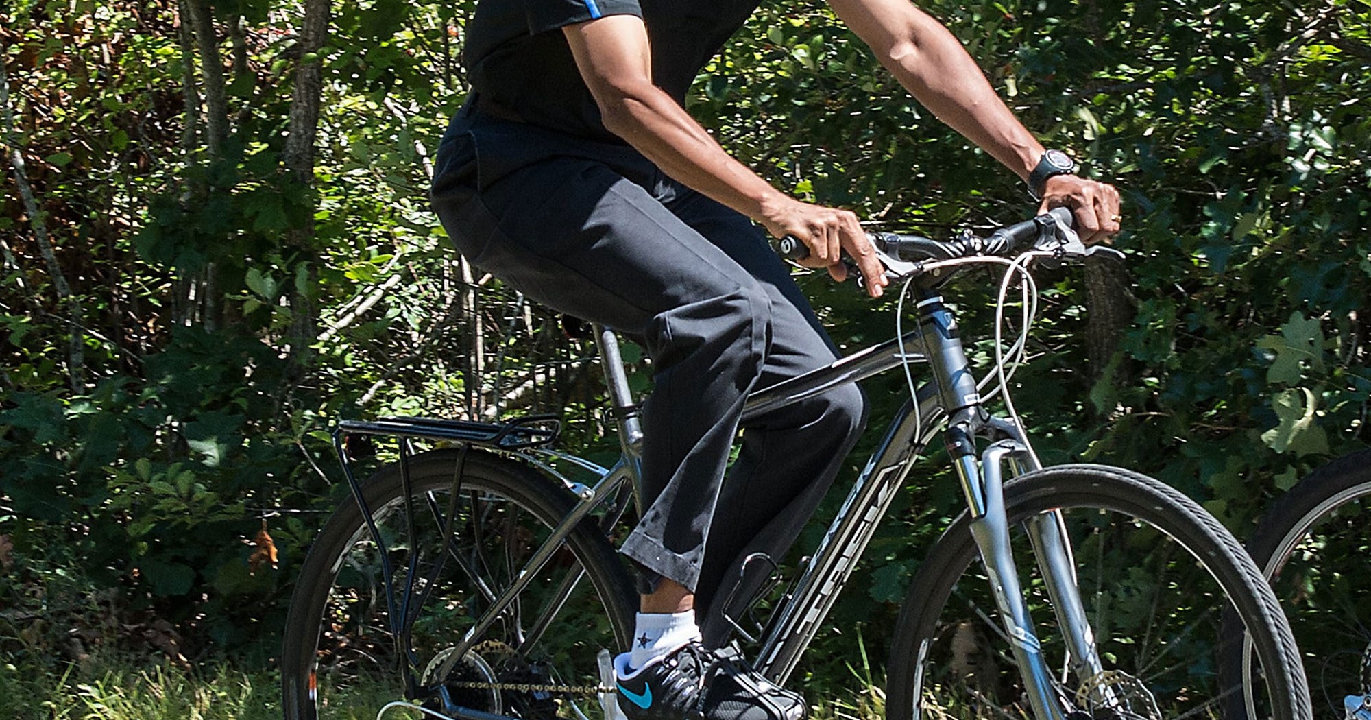 Pictures Of Obama Biking Through Italy
