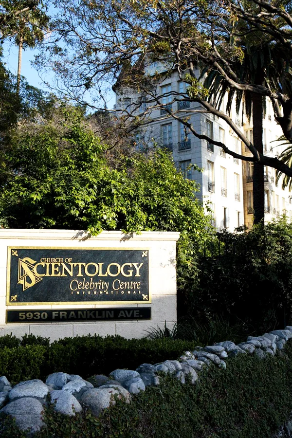 Celebrity Center Scientology 60 Photos - Moonagedaydream.film