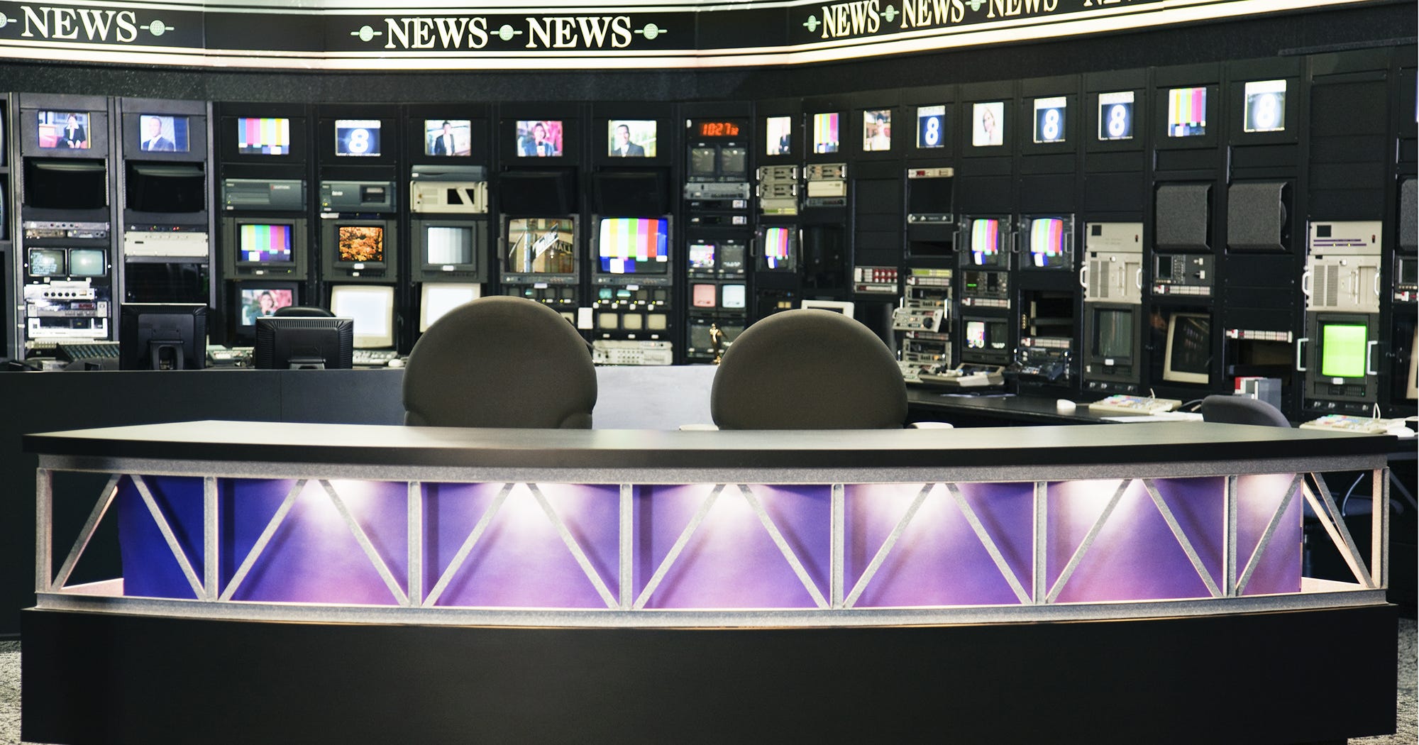 Sinclair New Promo Attacks CNN Reporter Brian Stelter