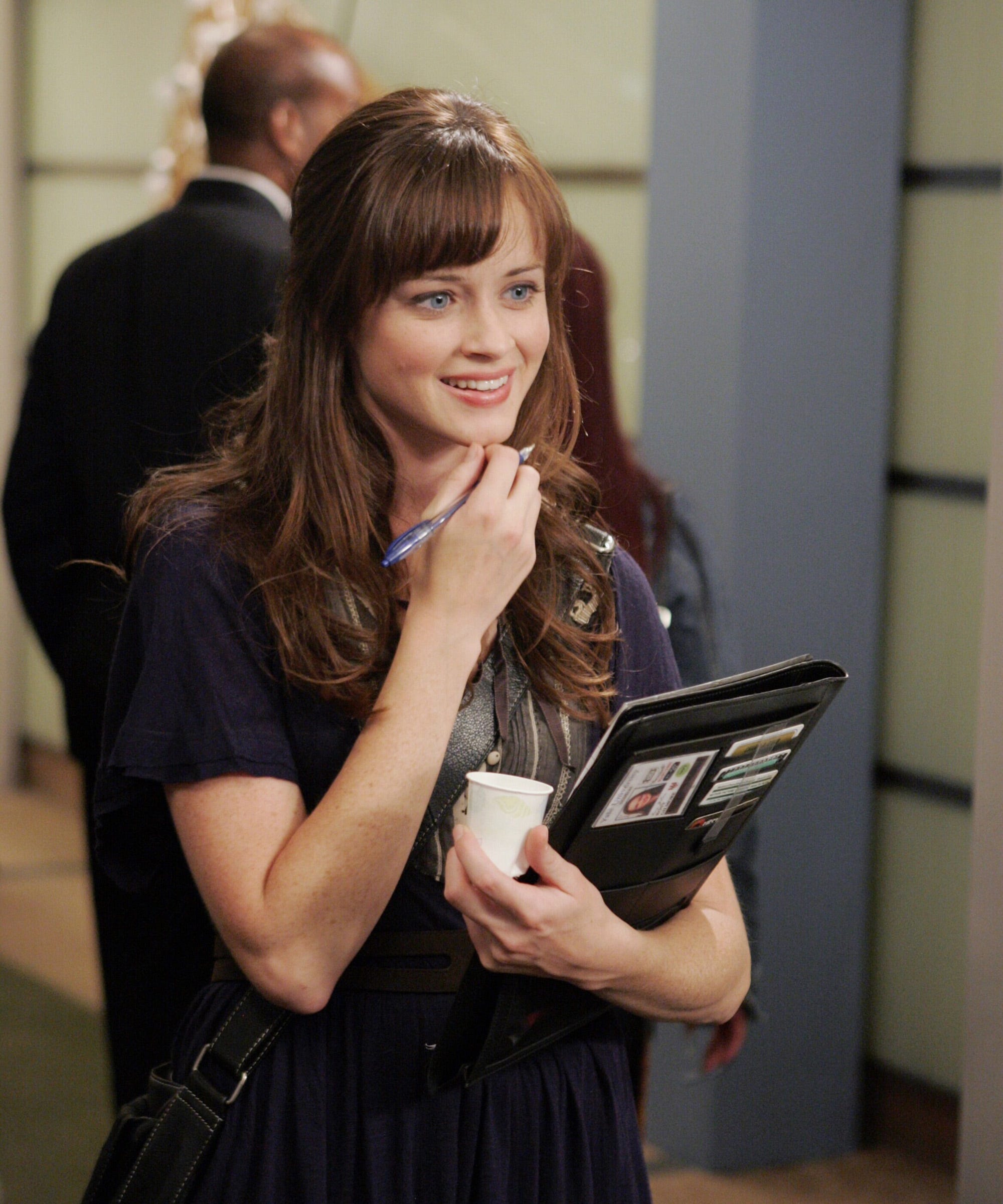Favorite Rory hairstyle? Bangs will always be my fav. : r/GilmoreGirls