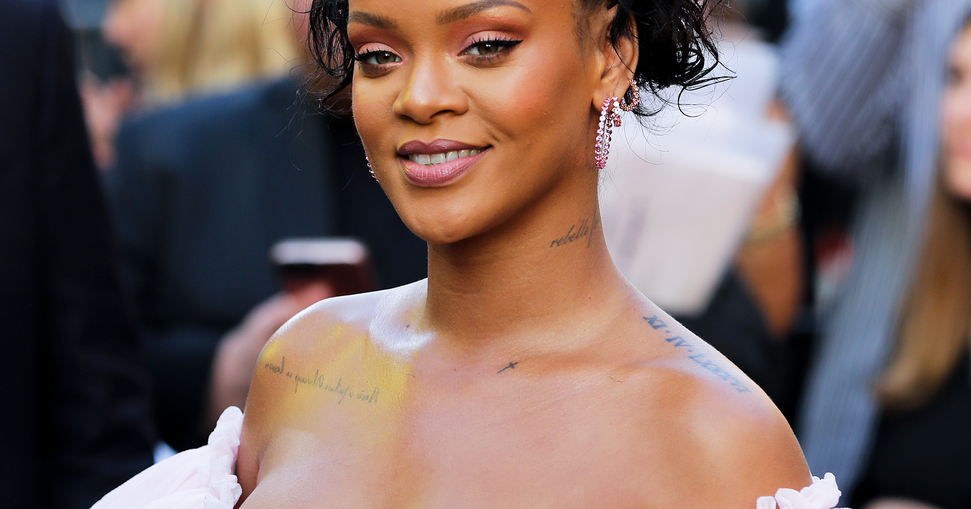 Best Celebrity Memes, Celebrities Who Meme Themselves