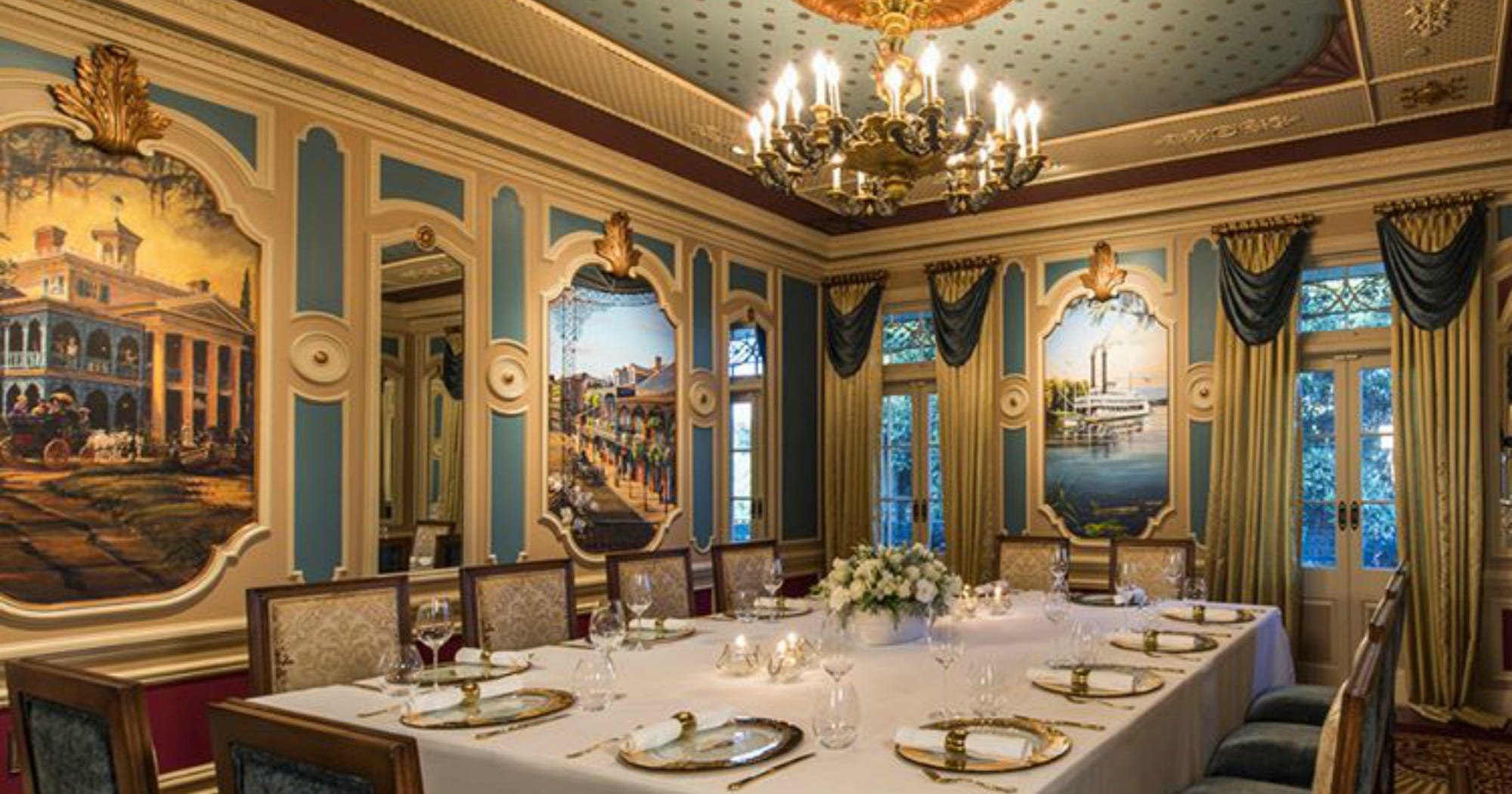 Disneyland New Restaurant 21 Royal