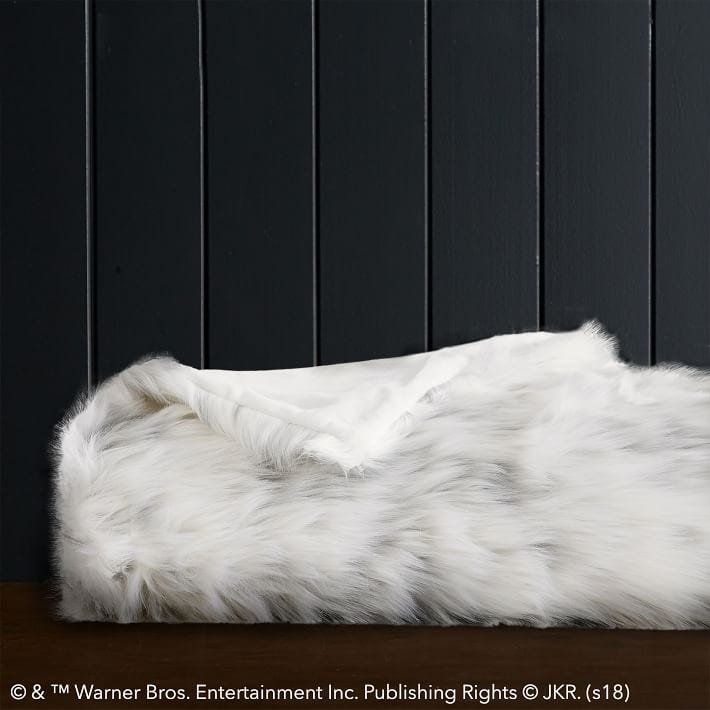 PBTeen + HARRY POTTER Faux-Fur HEDWIG Throw