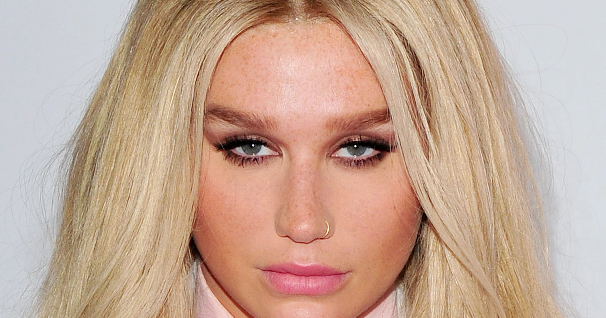 Kesha Body Weight Issues Paparazzi Pictures Instagram