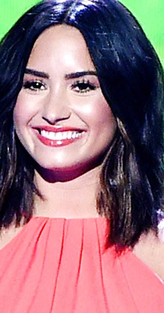 Demi Lovato Slime Attack Kids Choice Awards