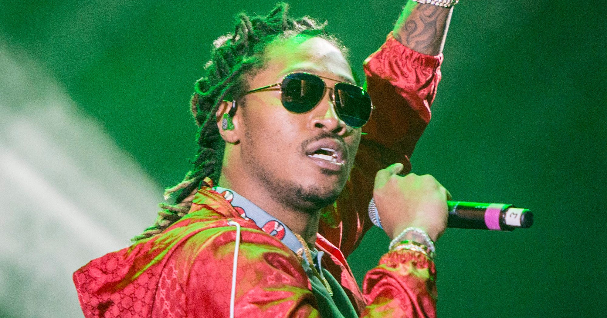 Guy Plays Future's "Mask Off" In Church Viral Tweet