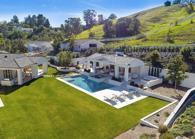 The Weeknd New House Hidden Hills LA California