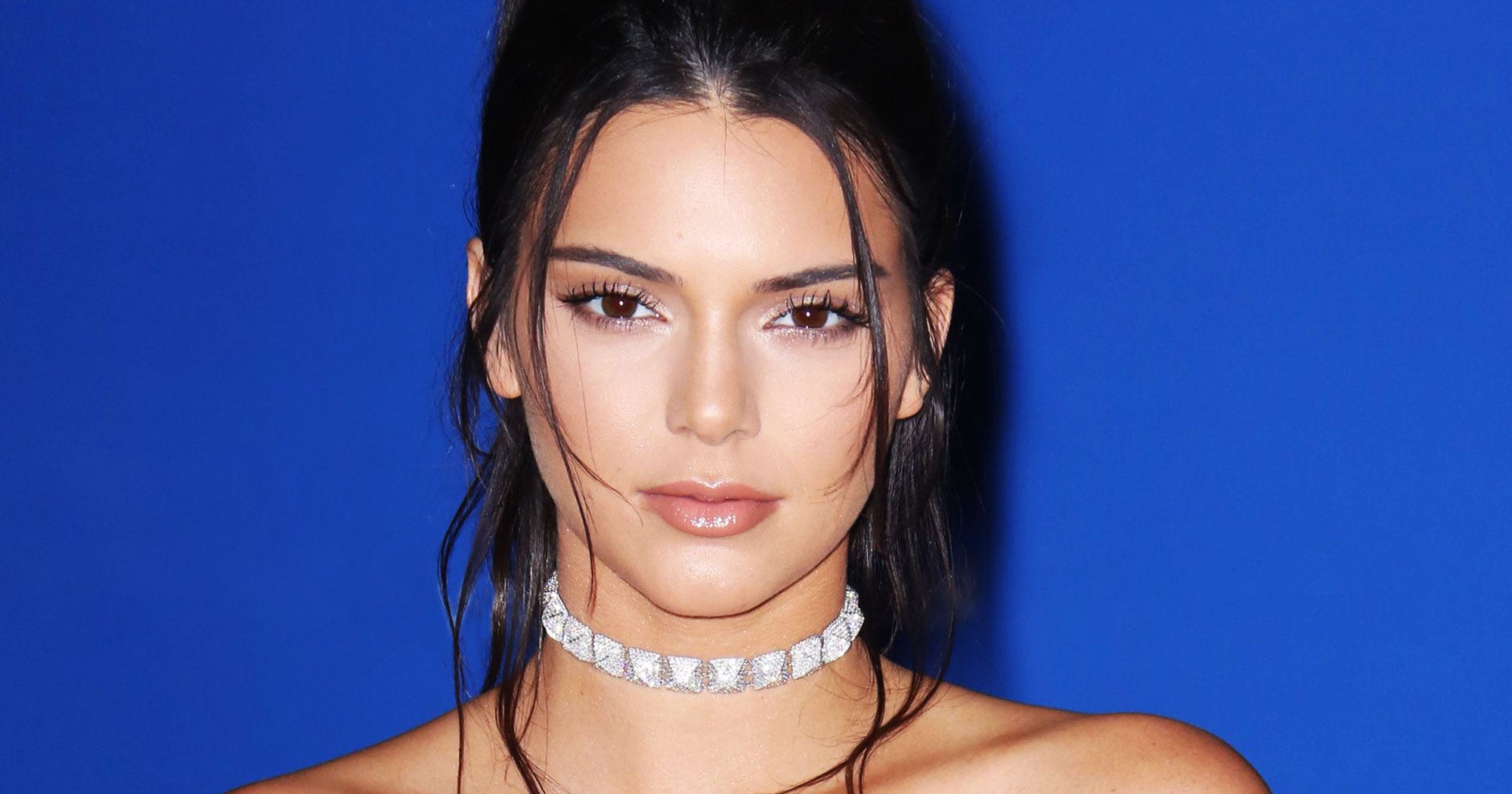 Kardashian Sisters Make Armenian Pancakes Beeshee