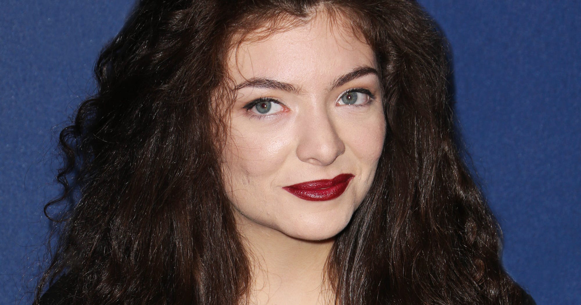 Lorde Short Straight New Haircut