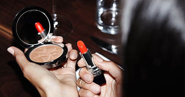 Makeup Bullying - Stop Women Judging