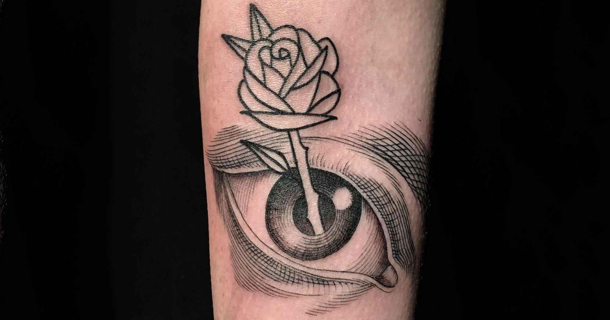 Eric Lagerberg Tattoos Hooters Abbi Is So Excited For Sunday