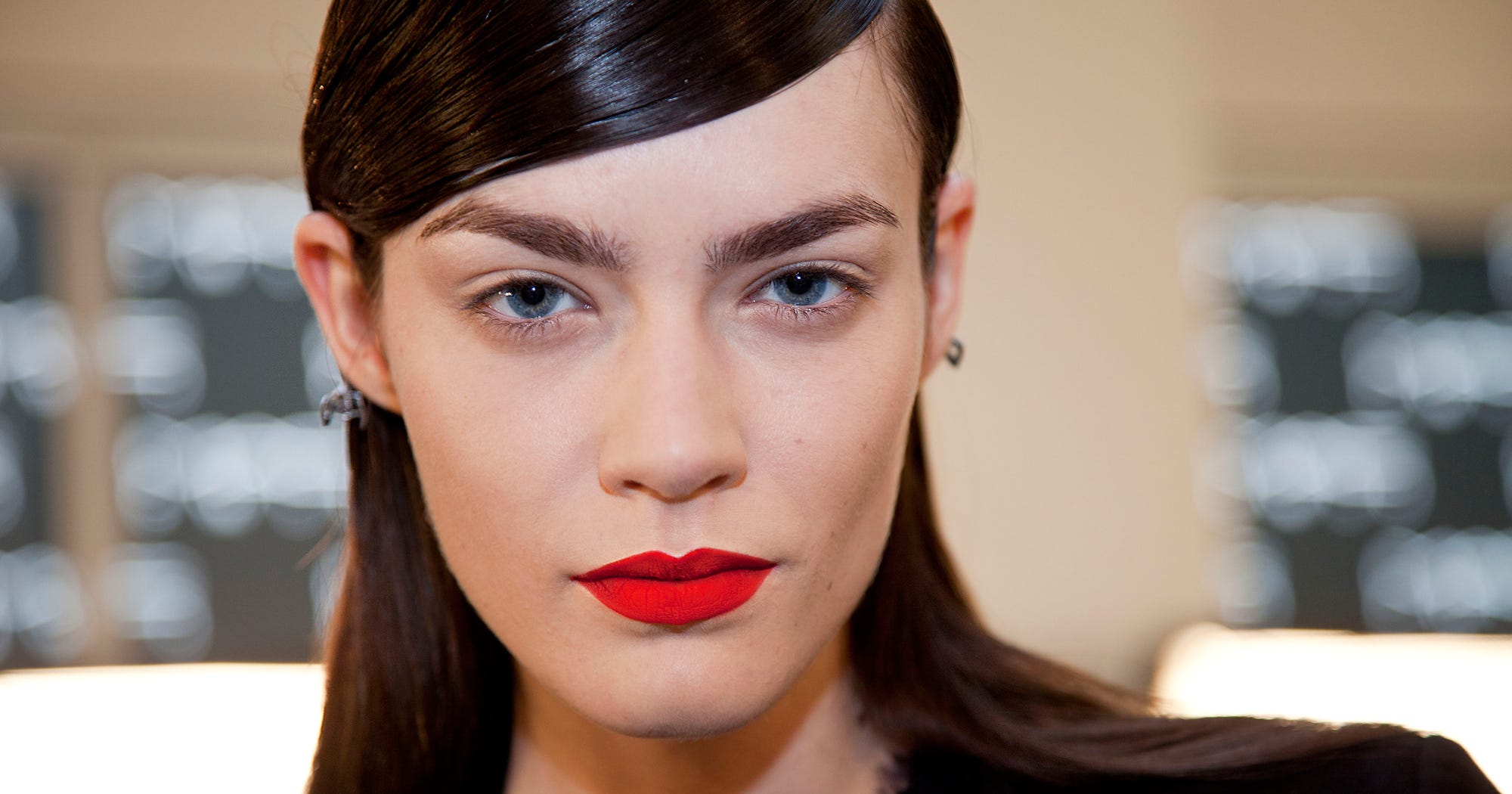 How To Grow Out Eyebrows Guide