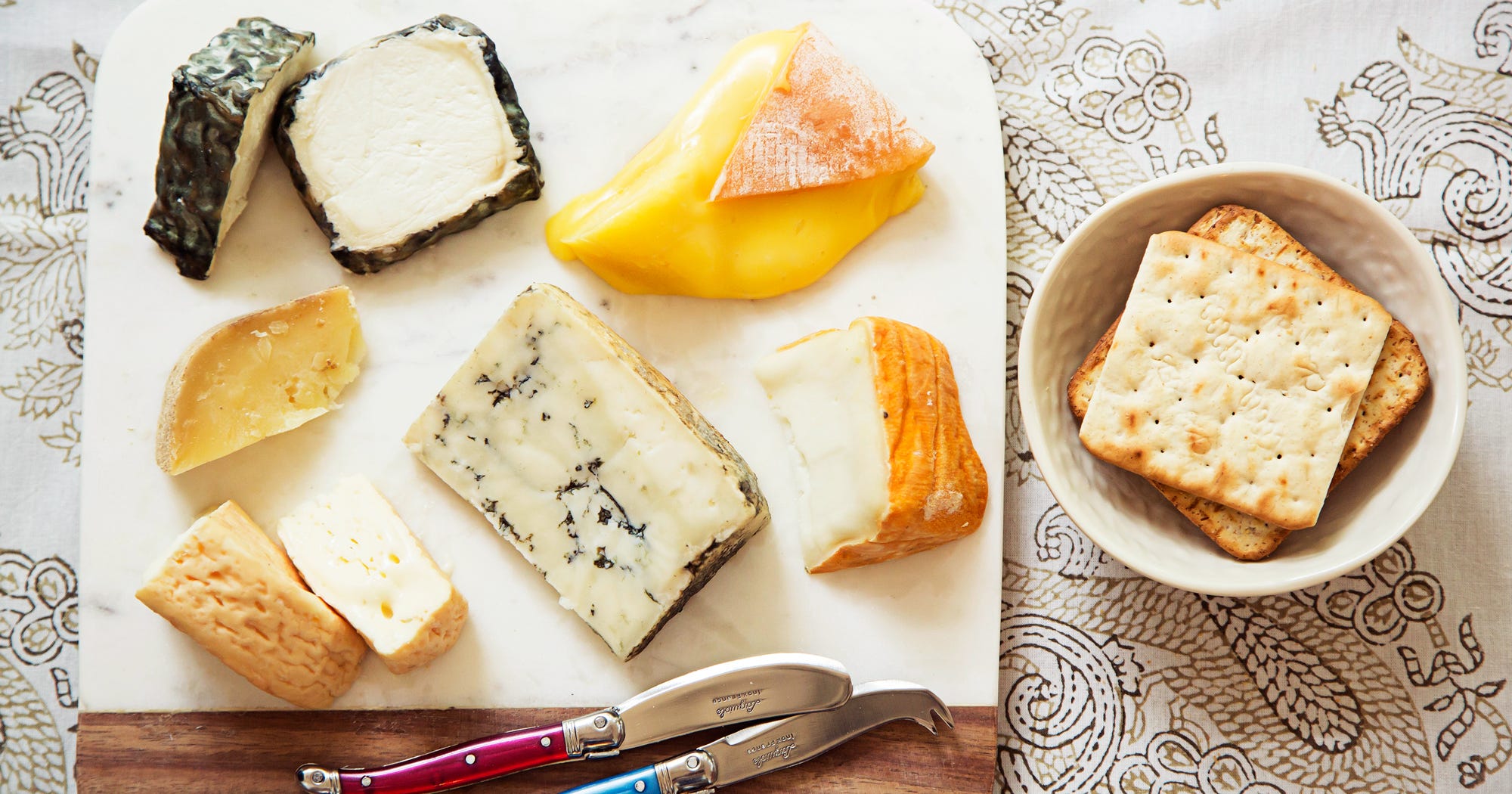 Easy Holiday Cheese Plate Recipe