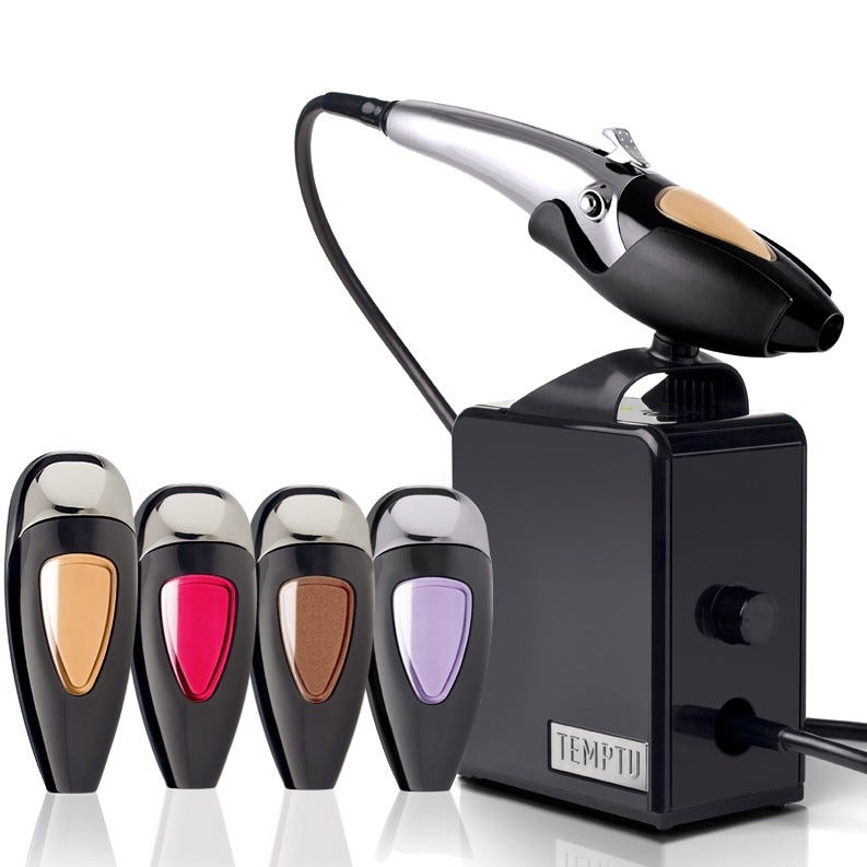 Temptu + Deluxe Signature Kit