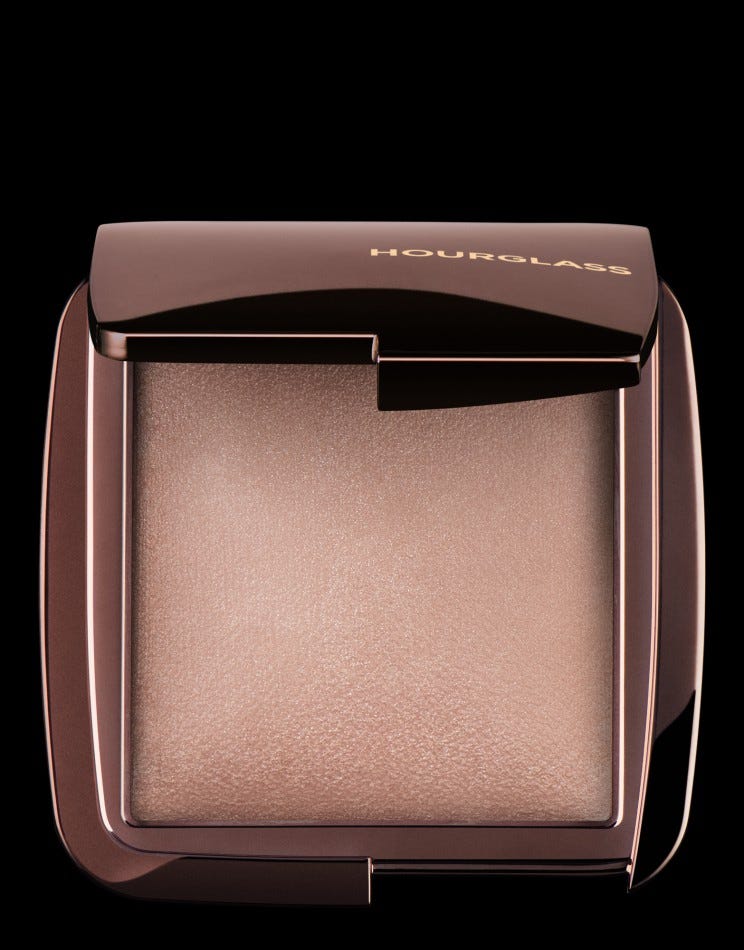 Hourglass + Universally Flattering Finishing Powder